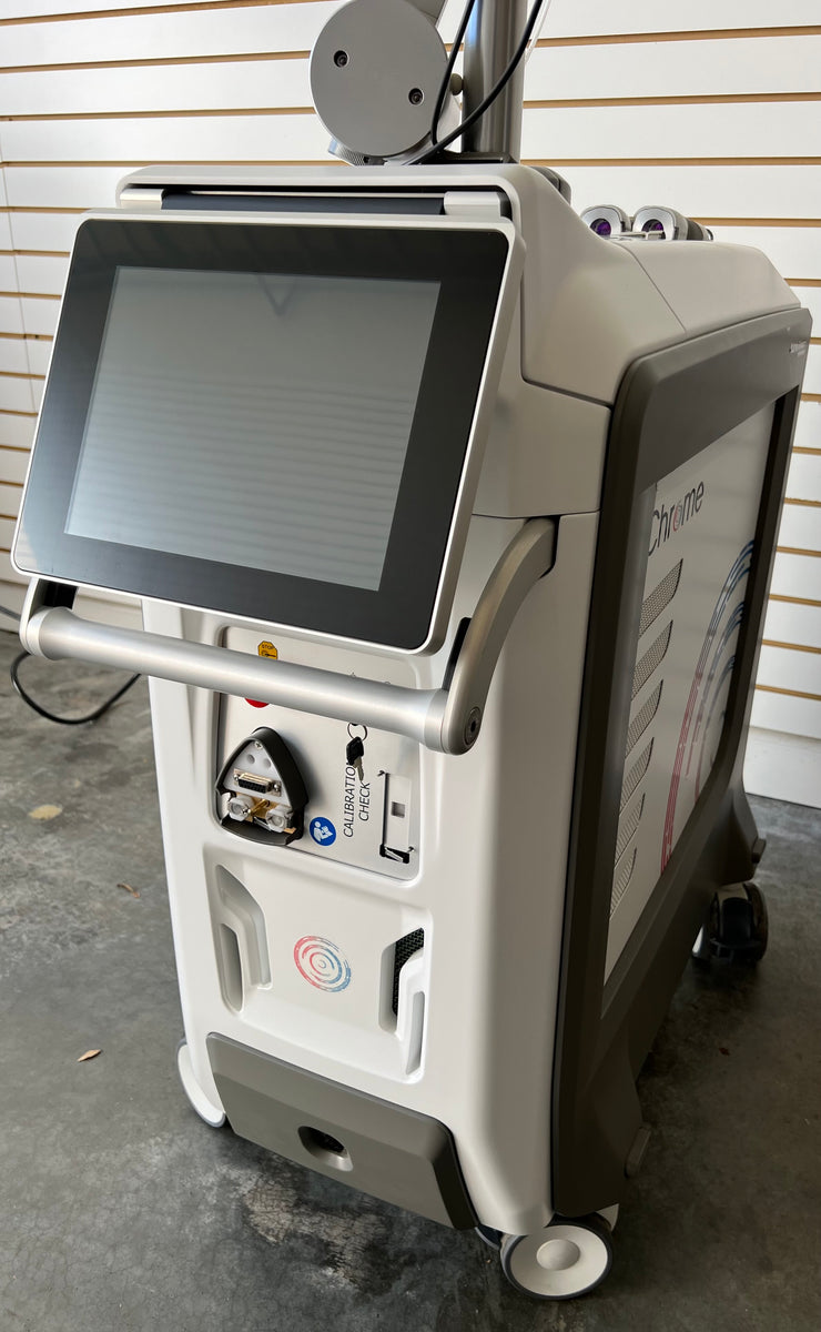 2022 Cartessa Quanta Chrome with Twain IPL – Cosmetic Laser Exchange